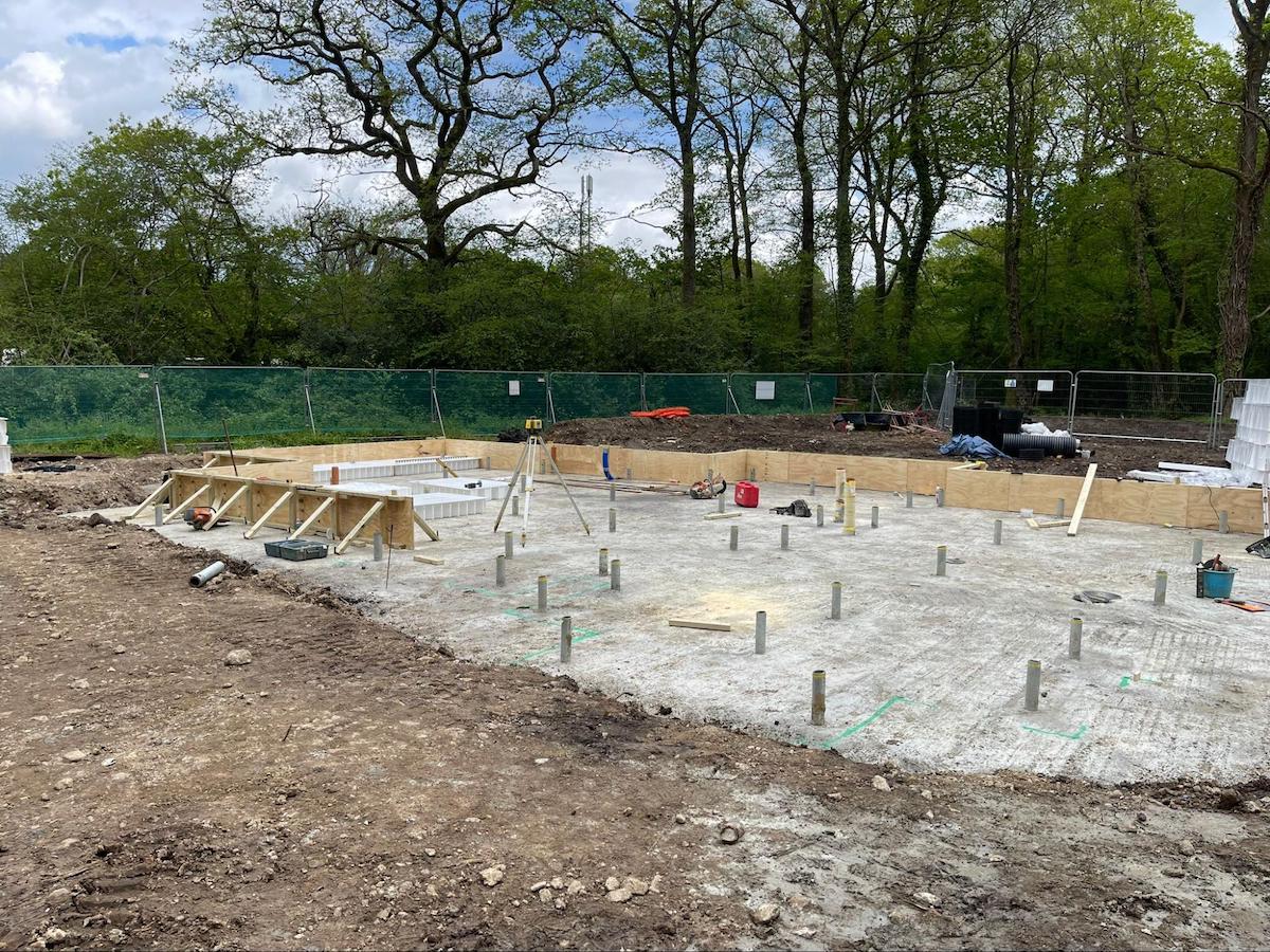 How to Use Suspended Rafts on Screw Piles for Flood Prone Areas - UK Helix